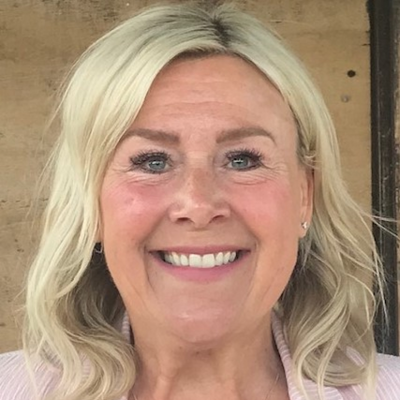 Laura Linsell - Executive Assistant | Elephants Child